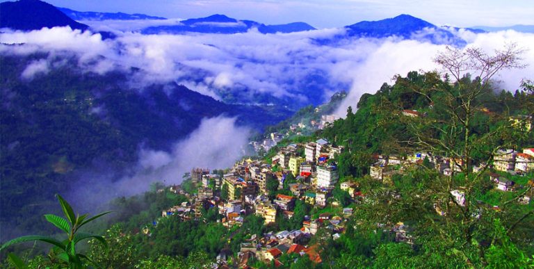 Sikkim Culture, Languages, Festivals, Dance, Art Crafts, Food, Sikkim ...